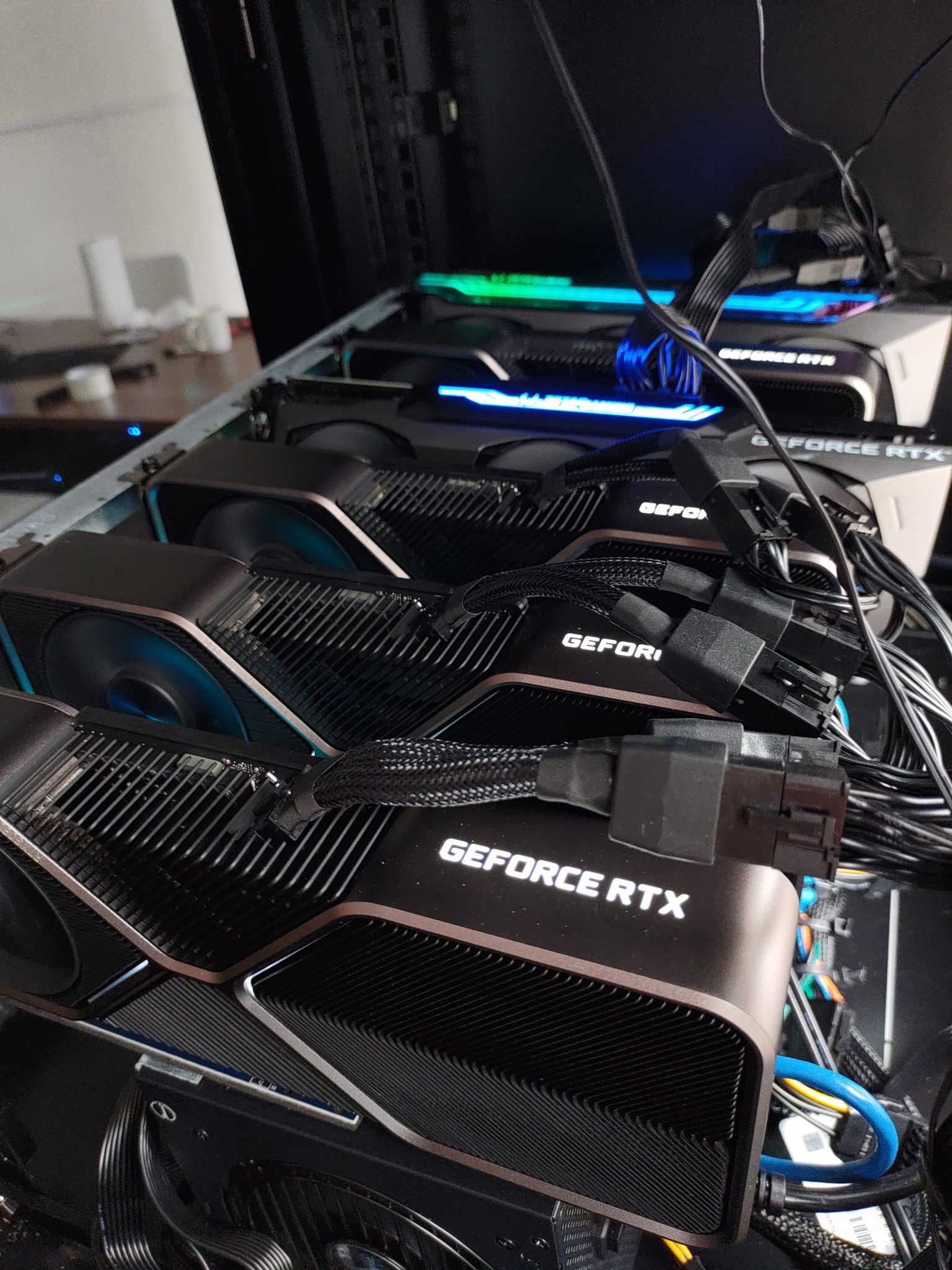 Mining Rig UK - GPU Mining Rig Supplier - Mining Rigs for Sale